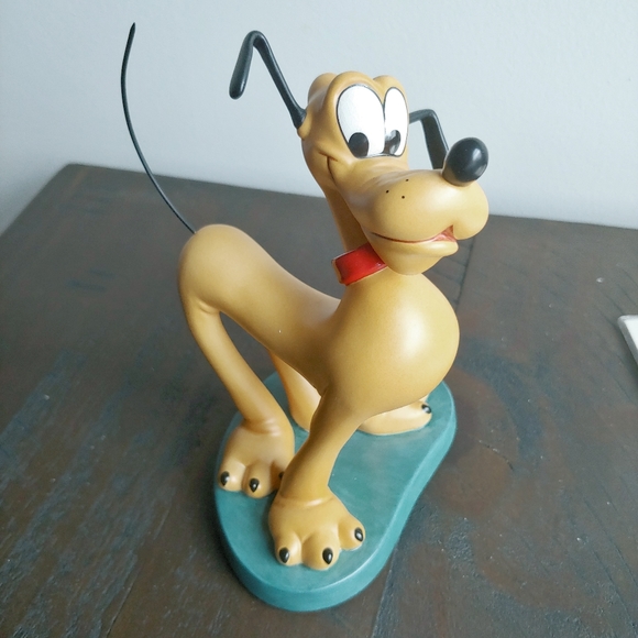 Classic Walt Disney Collection | Accents | Nwot Pluto Perfect Patient ...